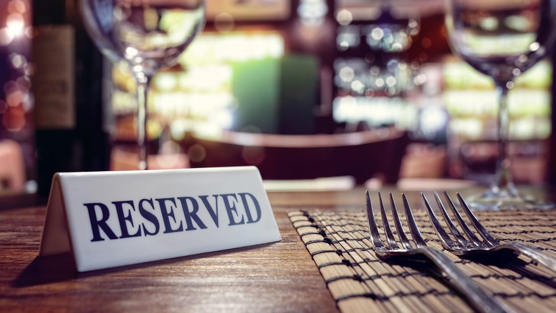 Restaurant Reservation Tips By Experts In The Industry